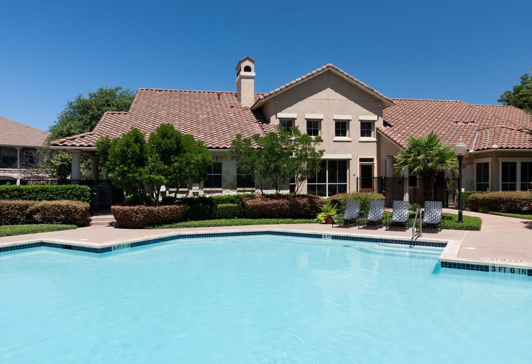 Legends at Lake Creek - Greystone